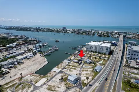 19281 San Carlos Blvd, Fort Myers Beach, FL 33931 | 31 Photos - Movoto