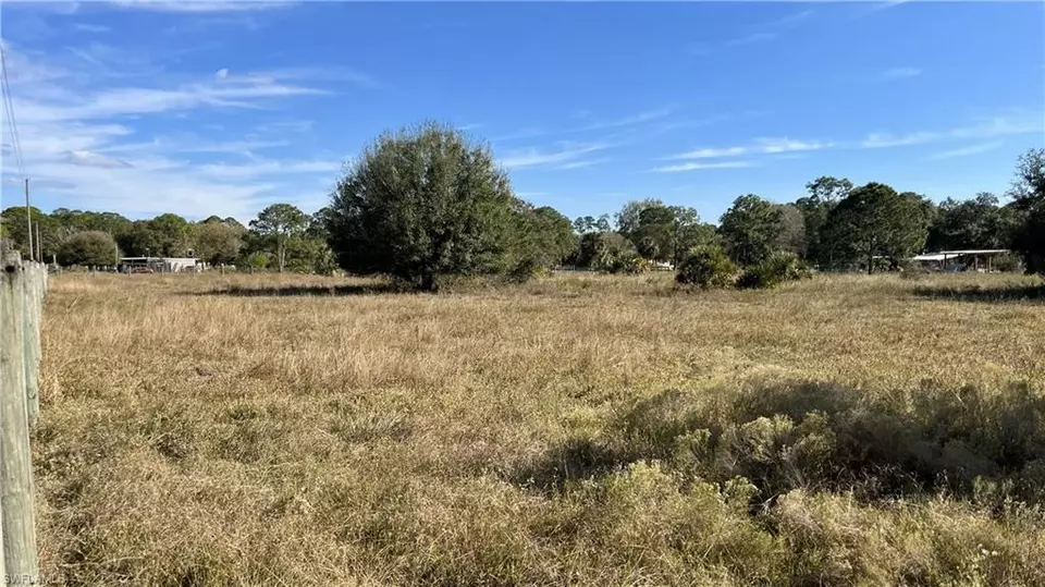 1200 Naples Ave, Clewiston, FL 33440 | MLS# 2025026358 | 10 Photos - Movoto