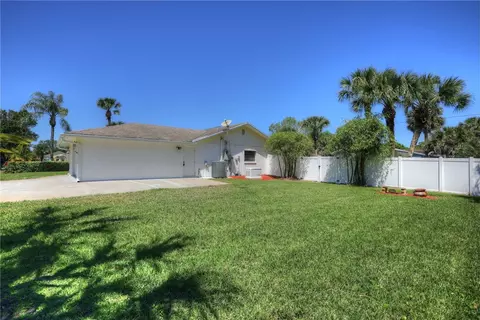 385 Perch Ln, Sebastian, FL 32958 | 36 Photos - Movoto