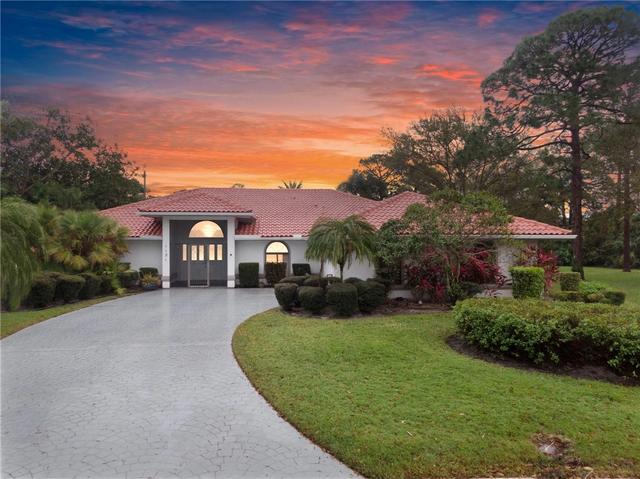 1121 SW Forest Hill Cv, Port Saint Lucie, FL 34986 | MLS# 284803 | 30 ...