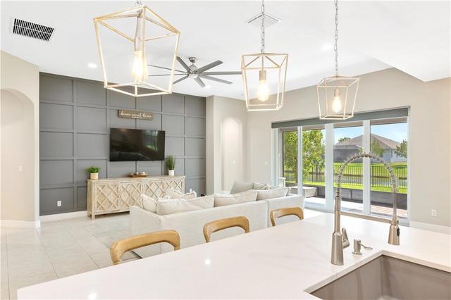 1650 Segovia Cir, Vero Beach, FL 32966 | MLS# 286945 | 33 Photos - Movoto