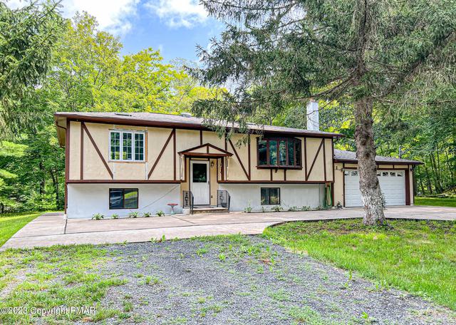 117 Upper Chipmunk Ct, Bushkill, PA 18324 - Movoto