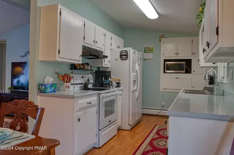 553 Slateford Rd, Mount Bethel, PA 18343 - Movoto