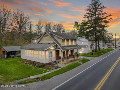 3893 Timothy Ln, Bethlehem, PA 18020 - Movoto
