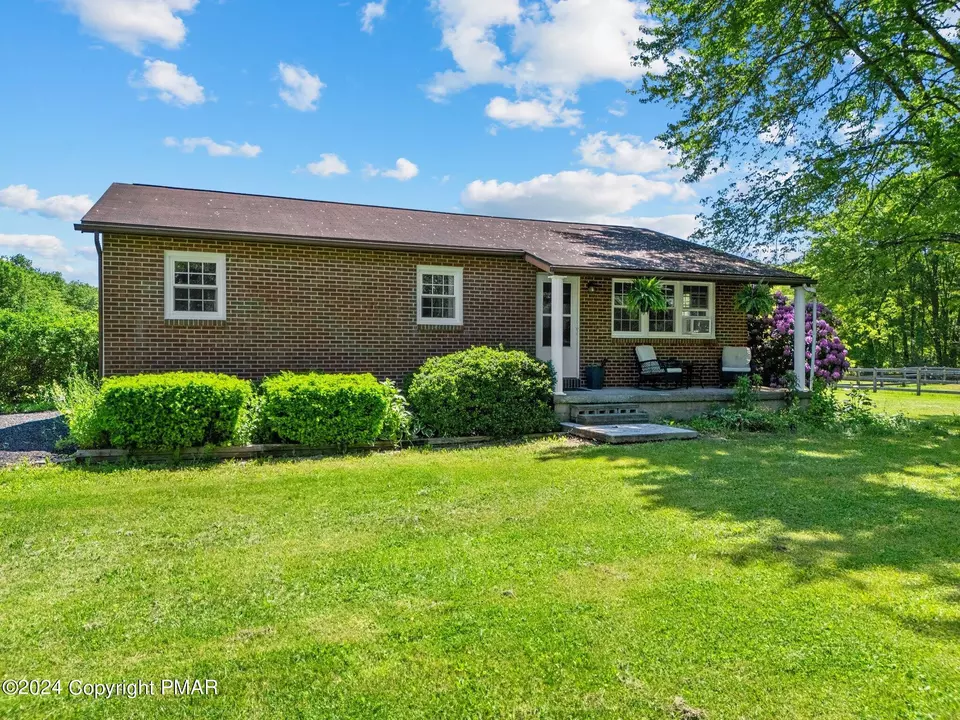 516 Weir Mountain Rd, Gilbert, PA 18331 | MLS# PM-115539 | 40 Photos ...