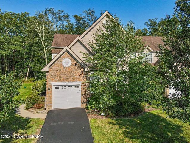 1798 Big Ridge Dr, East Stroudsburg, PA 18302 | 57 Photos - Movoto