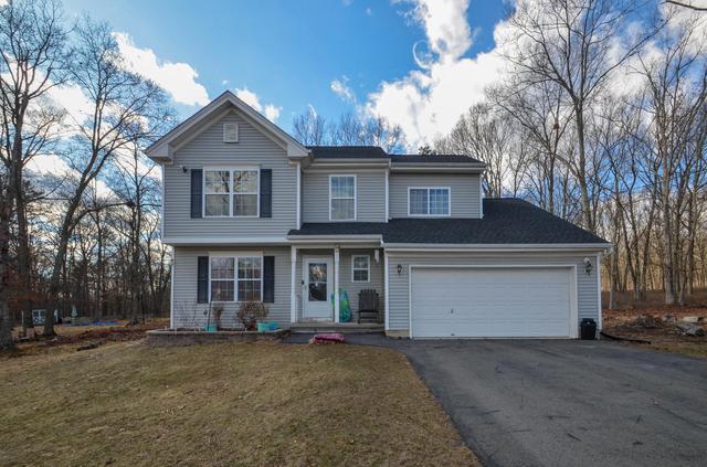 2138 Bedford Dr, Bushkill, PA 18324 | MLS# PM-130219 | 25 Photos - Movoto