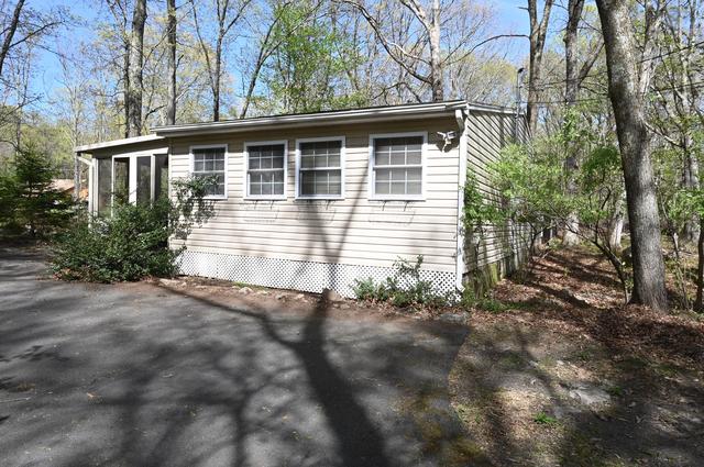 3233 Pocono Dr, East Stroudsburg, PA 18302 | MLS# PM-131787 | 40 Photos ...