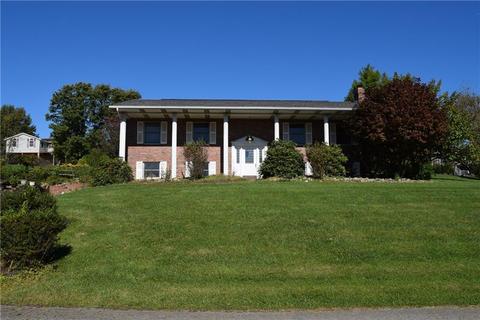 56 Russ St, Uniontown, PA 15401 | 17 Photos | MLS #1331402 - Movoto