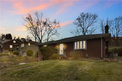 1031 Glencoe Ave, Green Tree, PA 15220 | 25 Photos - Movoto