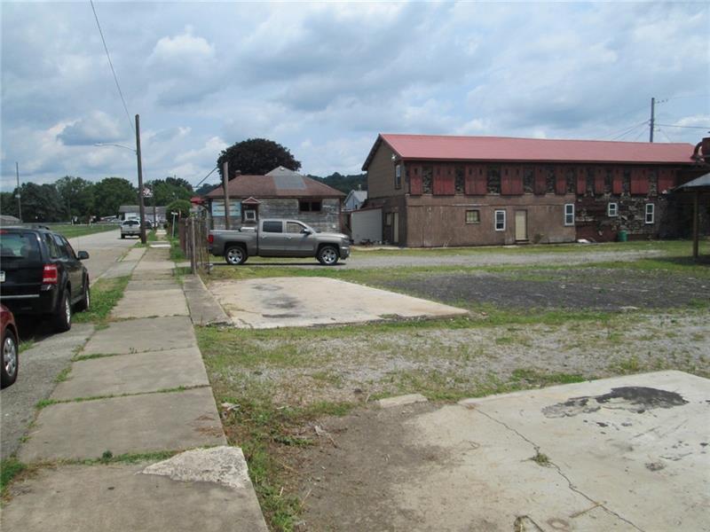 1522 3rd Ave, Ford City, PA 16226 | 8 Photos | MLS #1513950 - Movoto