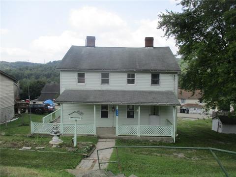 228 Kunkle St, Greensburg, PA 15601 | 22 Photos - Movoto
