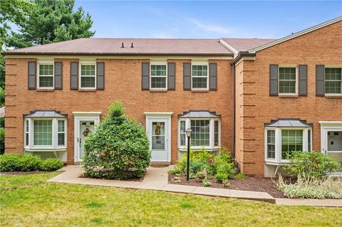 902 Olde Ingomar Ct, Mccandless, PA 15237 | 25 Photos | MLS #1569978 ...