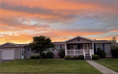 132 Brent Ln, Somerset, PA 15501 | 25 Photos | MLS #1570866 - Movoto