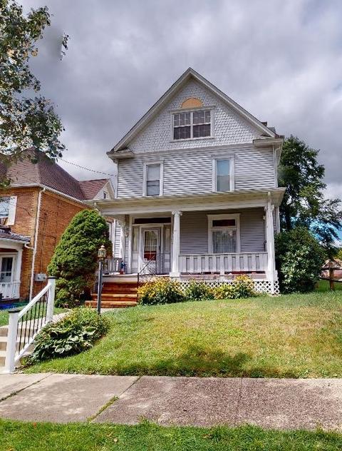 411 Virginia Ave, Butler, PA 16001 | 11 Photos | MLS #1575361 - Movoto