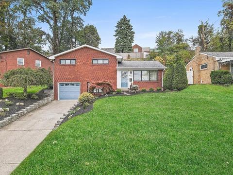 902 Maplewood Dr, Castle Shannon, PA 15234 | 25 Photos - Movoto