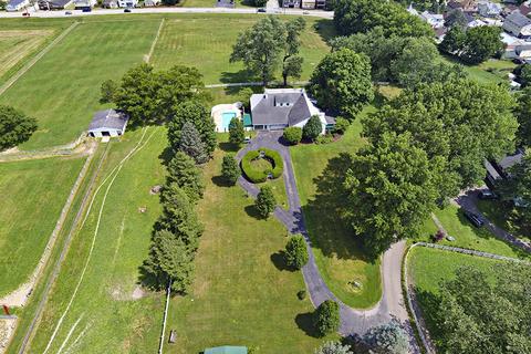 519 Meadowlands Farm Ln, Meadowlands, PA 15347 | 21 Photos | MLS ...