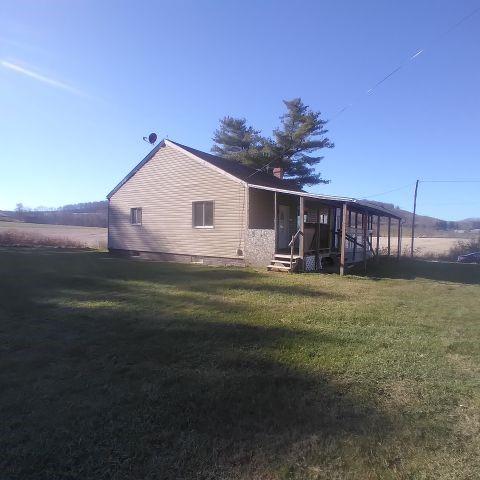 2861 State Route 156, Spring Church, PA 15686 | 12 Photos | MLS ...