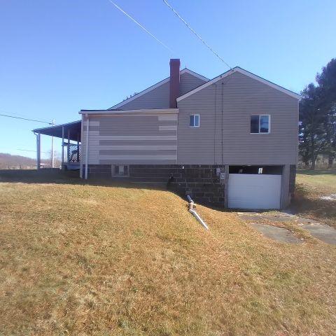 2861 State Route 156, Spring Church, PA 15686 | 12 Photos | MLS ...