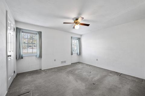 77 W Manilla Ave, Green Tree, PA 15220 | 21 Photos - Movoto