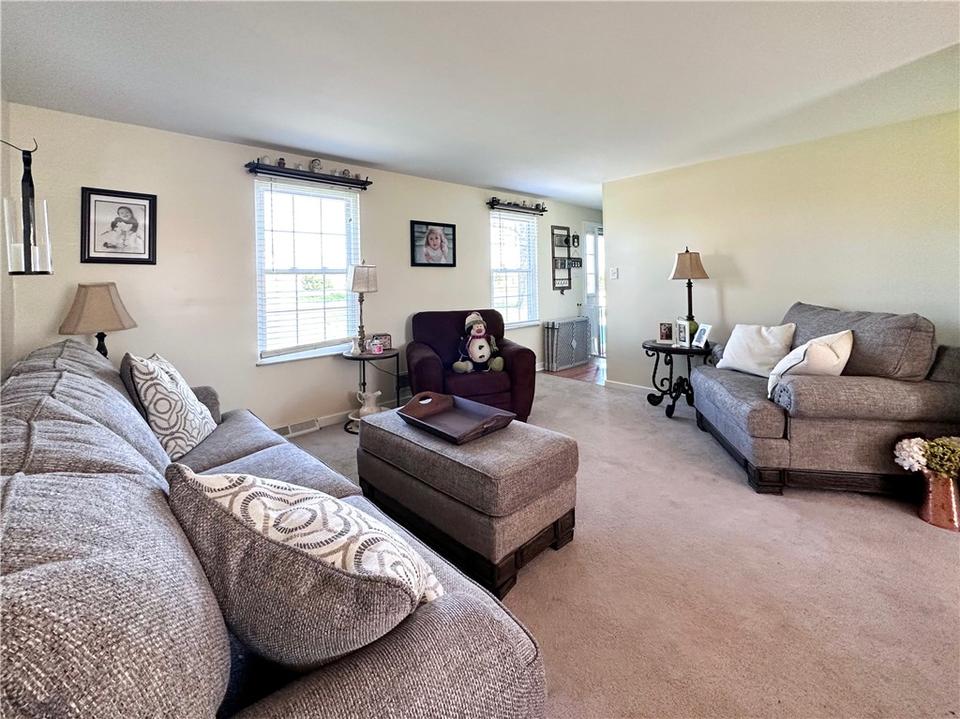 3529 Cedar Ridge Rd, West Deer, PA 15101 | 23 Photos - Movoto