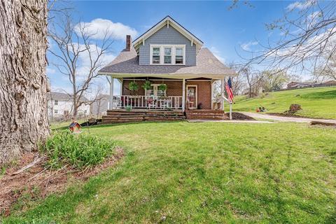 3704 New Texas Rd, Pittsburgh, PA 15239 | 19 Photos | MLS #1600725 - Movoto