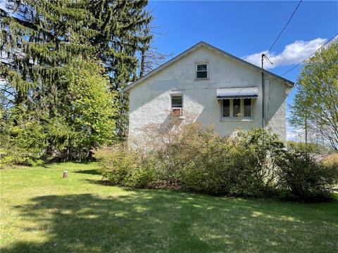 15 Kinsman, Greenville, PA 16125 | 21 Photos | MLS #1604860 - Movoto