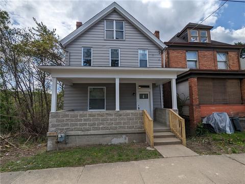 2739 Bergman St, Pittsburgh, PA 15204 | 16 Photos | MLS #1605793 - Movoto