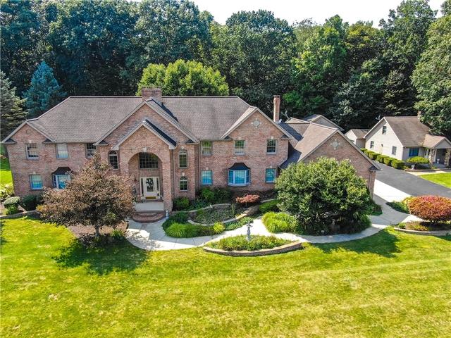 147 James Cir, New Castle, PA 16102 | 39 Photos - Movoto