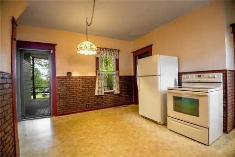 104 Emerson Ave, Farrell, PA 16121 | 26 Photos - Movoto