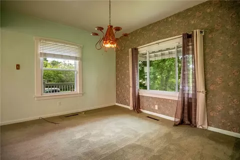 104 Emerson Ave, Farrell, PA 16121 | 26 Photos - Movoto