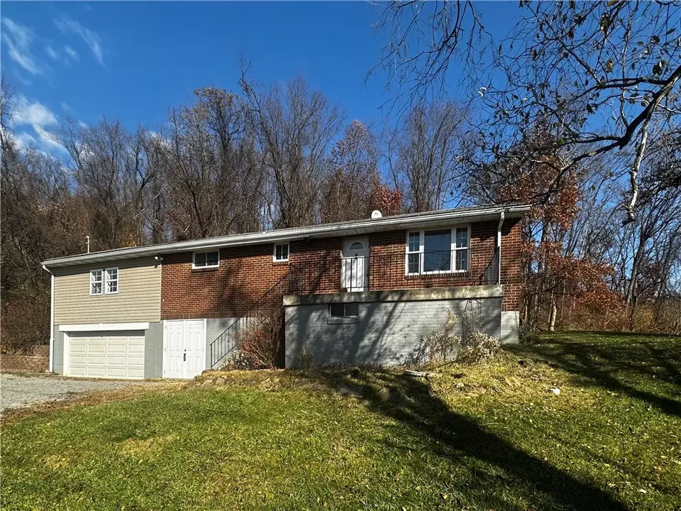 650 Monaca Rd, Aliquippa, PA 15001 | 25 Photos - Movoto