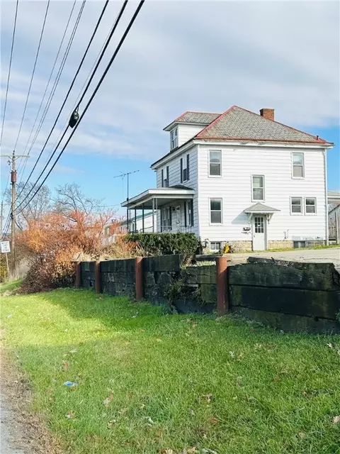 570 Coolspring St, Uniontown, PA 15401 | 27 Photos - Movoto