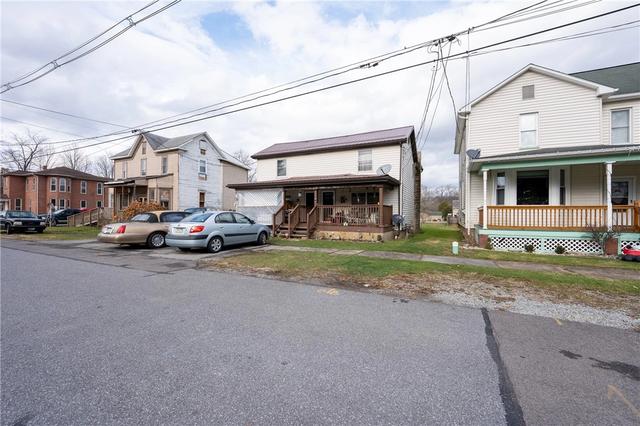 197 E 9th St, New Florence, PA 15944 | 15 Photos - Movoto