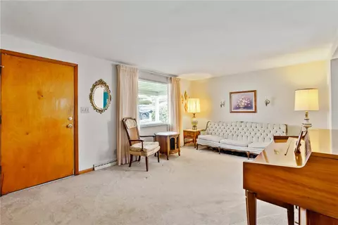 1022 Roup Ave, Brackenridge, PA 15014 | 31 Photos - Movoto