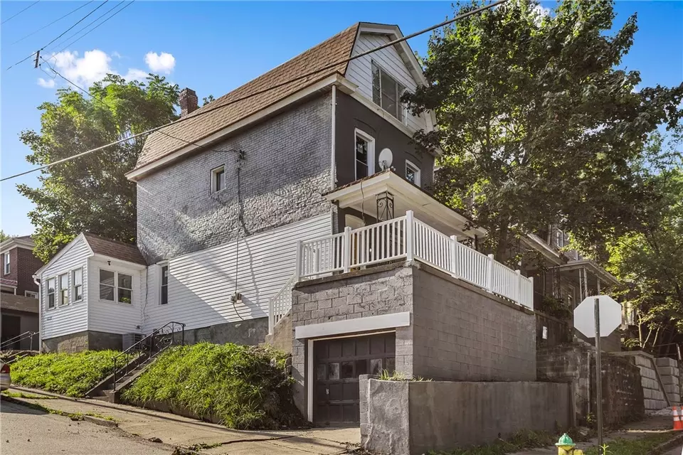 7818 St Lawrence Ave, Pittsburgh, PA 15218 | 25 Photos - Movoto