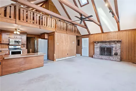 1114 Peninsula Dr, Central City, PA 15926 | 49 Photos - Movoto