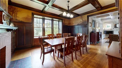 560 Briar Cliff Rd, Pittsburgh, PA 15221 | 50 Photos - Movoto