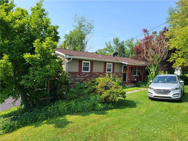 116 Ridge Ave, Beaver Falls, PA 15010 | 16 Photos - Movoto