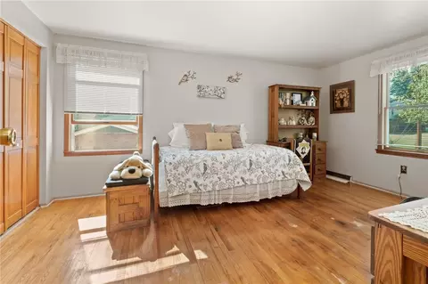 3303 Appel Rd, Bethel Park, PA 15102 | 37 Photos - Movoto