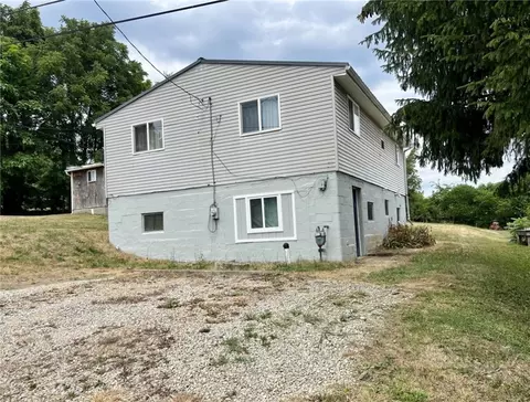 22 8th St, Claysville, PA 15323 | 14 Photos - Movoto