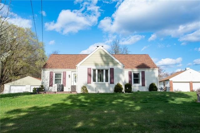 429 Big Knob Rd, Rochester, PA 15074 | MLS# 1696696 | 27 Photos - Movoto