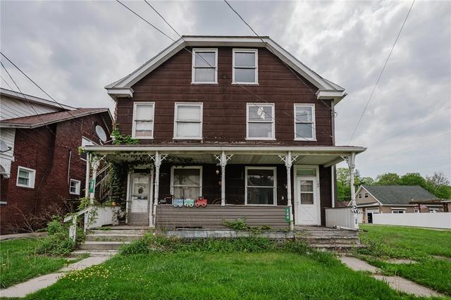 142-144 Byron St, , PA 16236 | MLS# 1700771 | 12 Photos - Movoto