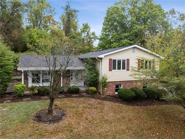 255 6th Ave, Waynesburg, PA 15370 | MLS# 1722648 | 50 Photos - Movoto
