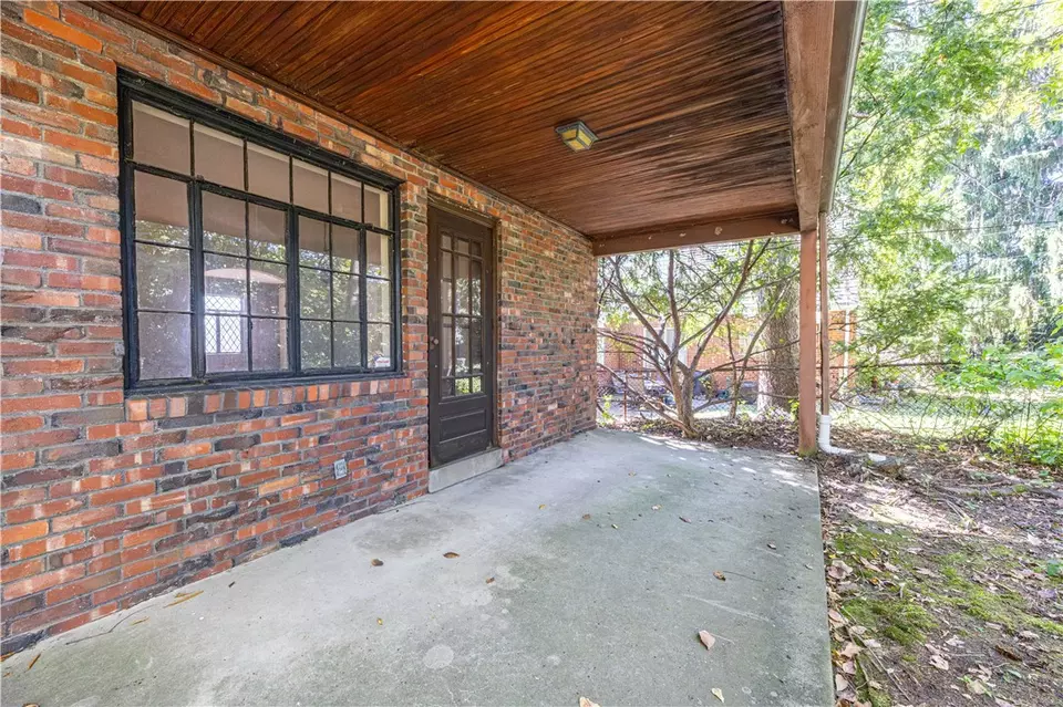 616 Bower Hill Rd, Pittsburgh, PA 15243 | MLS# 1724704 | 23 Photos - Movoto