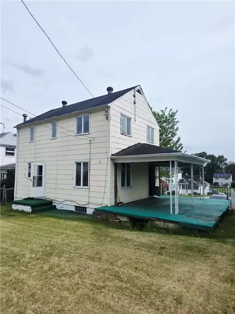 553 Constitution Cir, Clairton, PA 15025 | MLS# 1753295 | 32 Photos ...