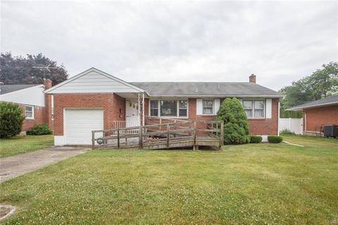 2726 Clermont, Bethlehem, PA 18017 | 22 Photos | MLS #639714 - Movoto