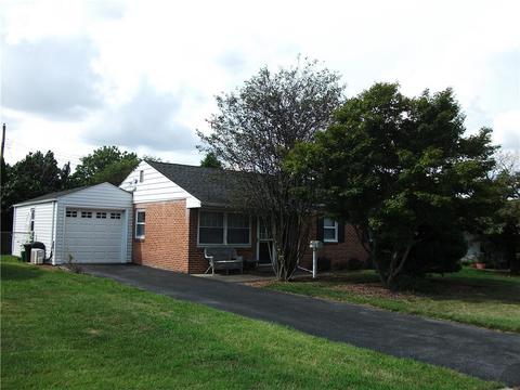 3087 Salisbury Dr, Allentown, PA 18103 | 13 Photos | MLS #699330 - Movoto