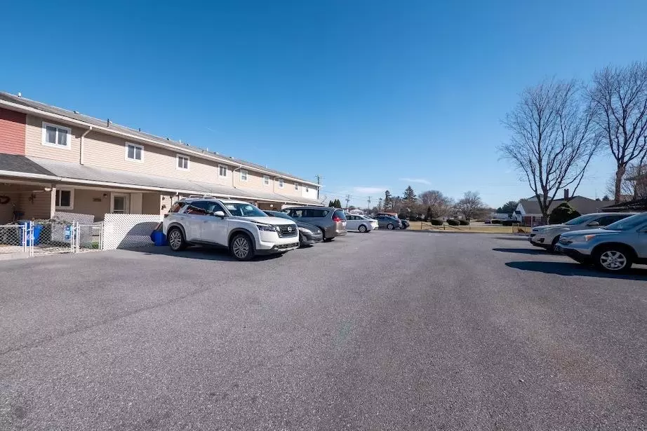 2314 Grove Rd, Allentown, PA 18109 | 16 Photos - Movoto