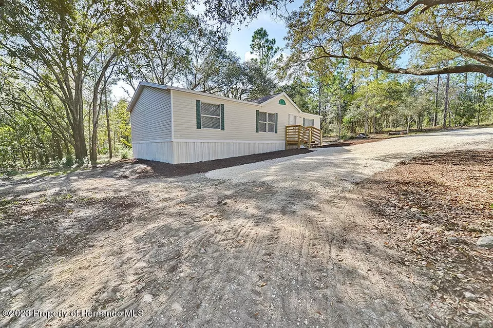 384 E Katie St, Hernando, FL 34442 | 45 Photos - Movoto